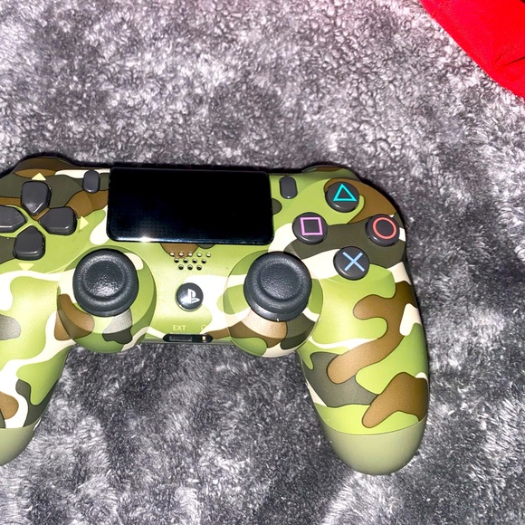 Video Games & Consoles | Ps4 Controller Is In Good Shape And Nothings ...